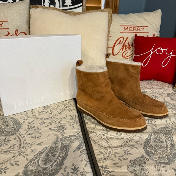 Jenni Kayne | Shoes | Jenni Kayne Suede Moccosin Boot | Poshmark